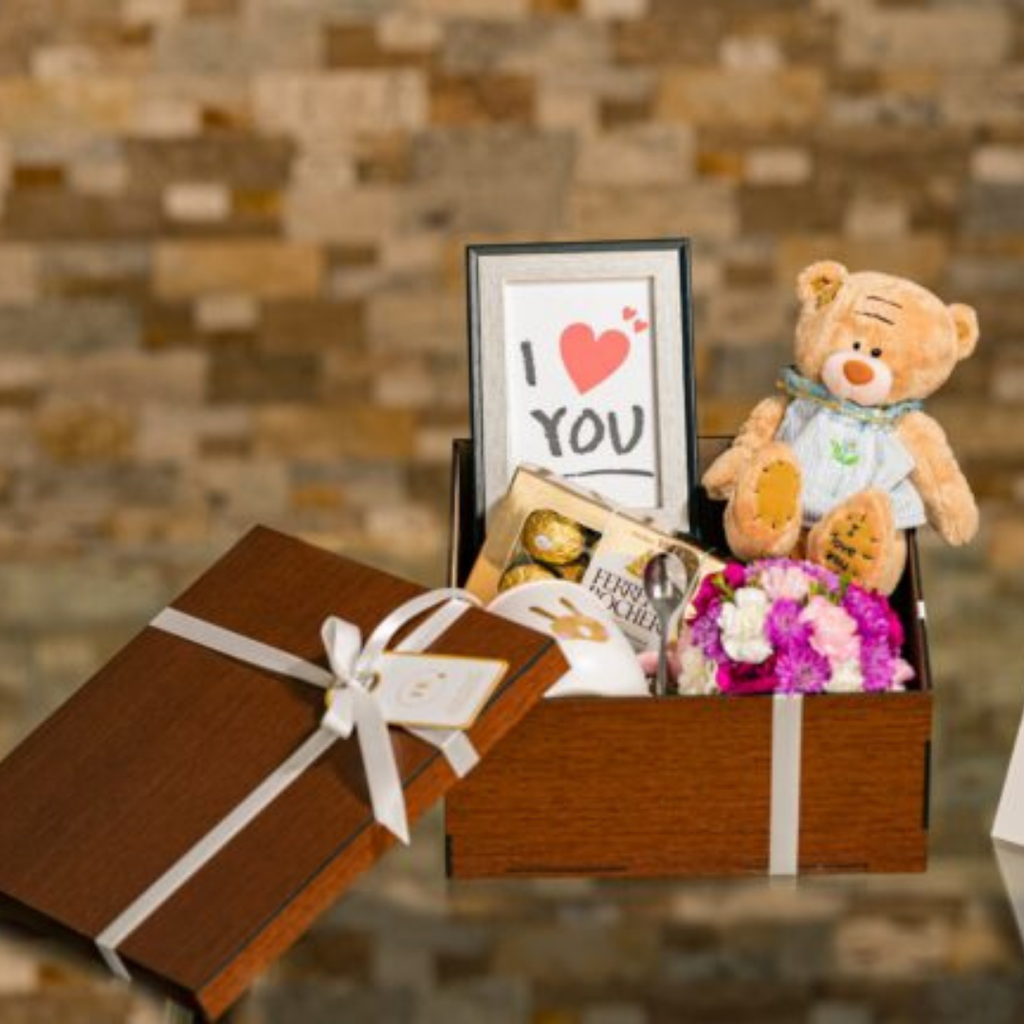 Gift Box Mía | Florerías Express